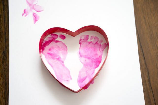 Footprint Heart Craft - The Best Ideas for Kids