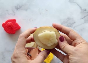 Potato Stamping - How to Make a Potato Stamp