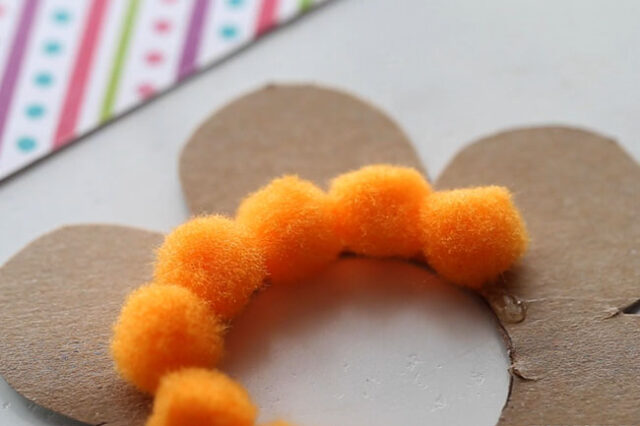Pom Pom Flower Craft - The Best Ideas for Kids