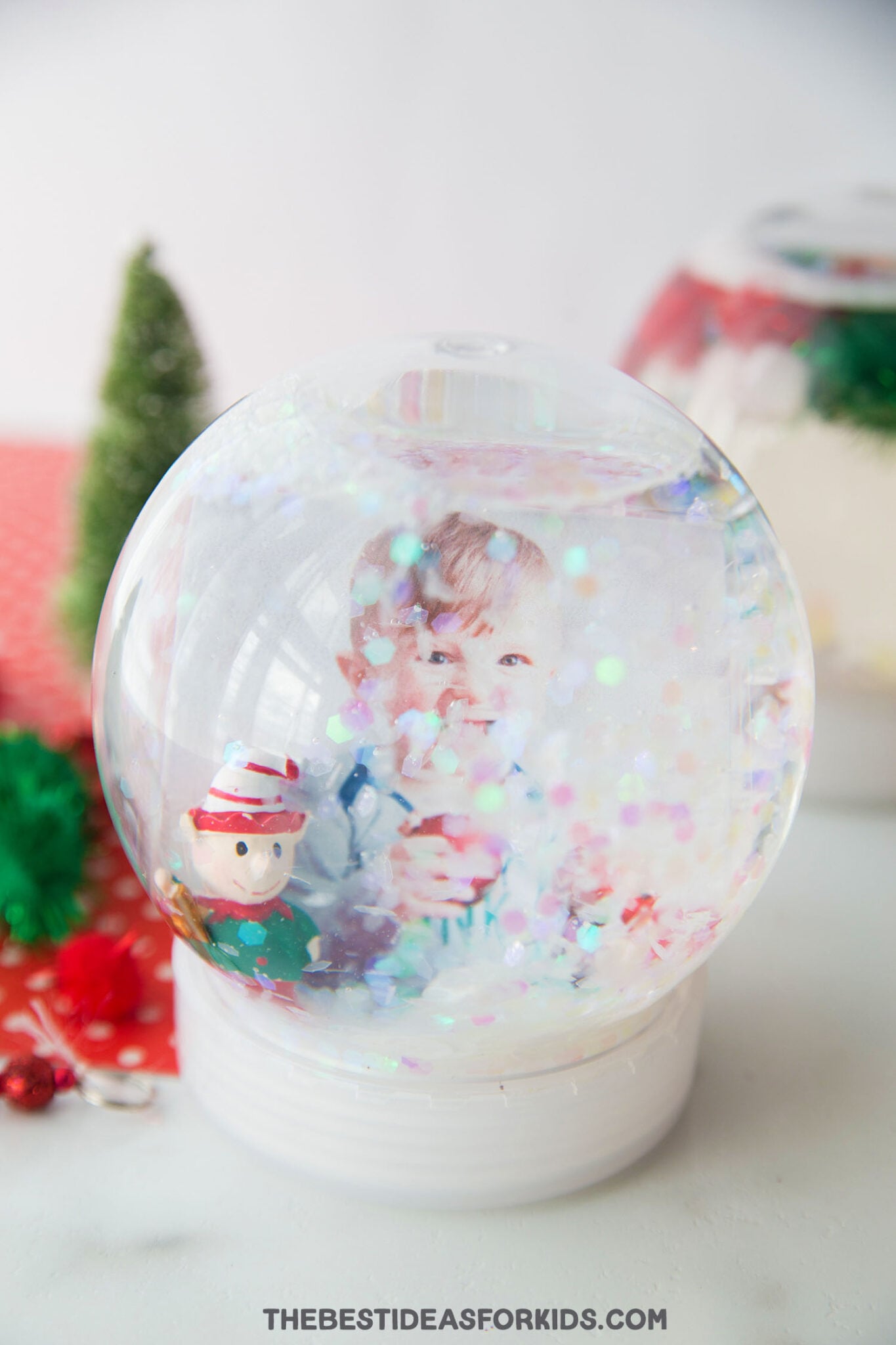 How to Make a Snow Globe (VIDEO) - The Best Ideas for Kids