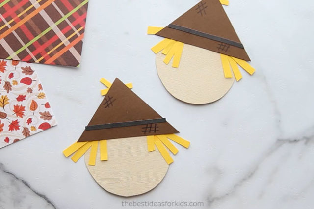 Scarecrow Craft (with free printable template)- The Best Ideas for Kids
