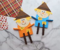 Footprint Scarecrow - The Best Ideas for Kids