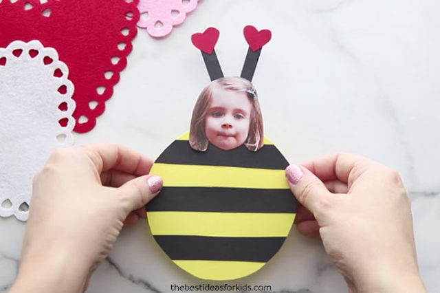 Valentine Bee Craft (with free printable) - The Best Ideas for Kids