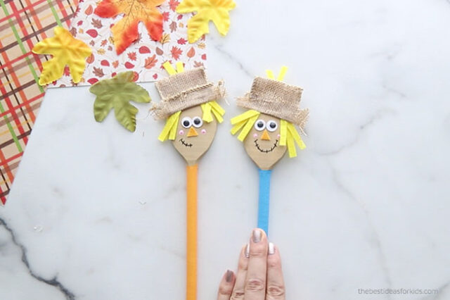 Wooden Spoon Scarecrow - The Best Ideas for Kids