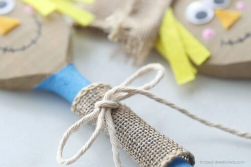 Wooden Spoon Scarecrow - The Best Ideas for Kids