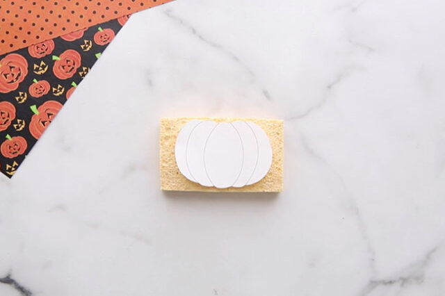 Pumpkin Sponge Painting (with Free Printable) - The Best Ideas for Kids