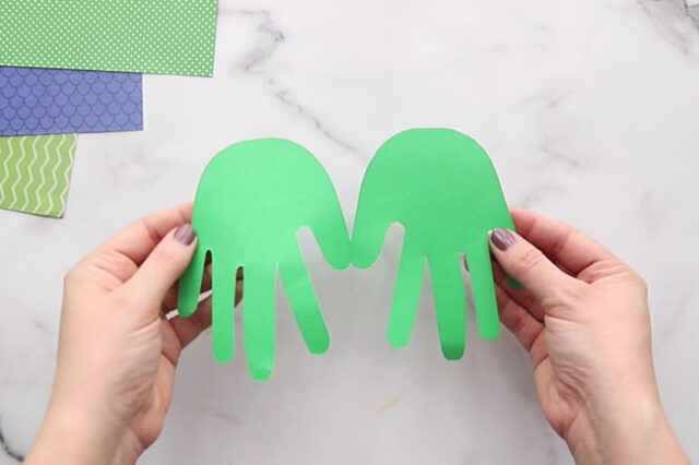 Turtle Handprint - The Best Ideas for Kids