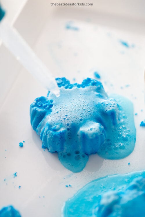 Fizzy Snowflakes - The Best Ideas for Kids