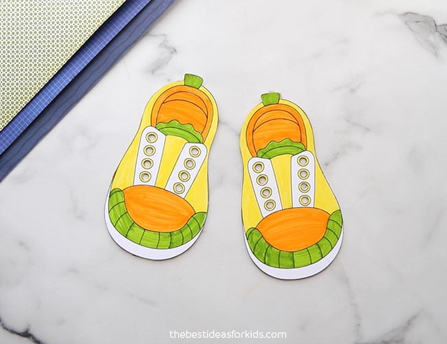 Cardboard Shoe Tying - The Best Ideas for Kids