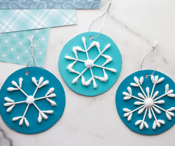 Snowflake I Spy (Free Printables) - The Best Ideas for Kids