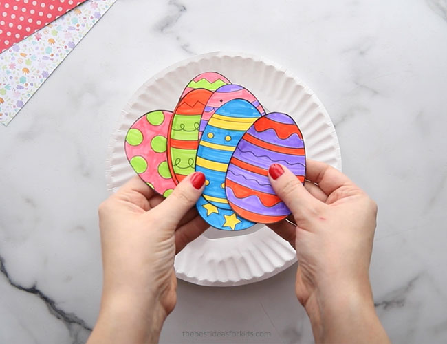 Paper Easter Egg Wreath (Free Printables) - The Best Ideas for Kids
