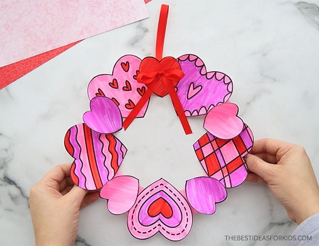 Paper Heart Wreath (Free Printable) - The Best Ideas for Kids