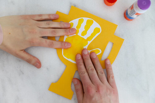 Handprint Trophy - The Best Ideas for Kids