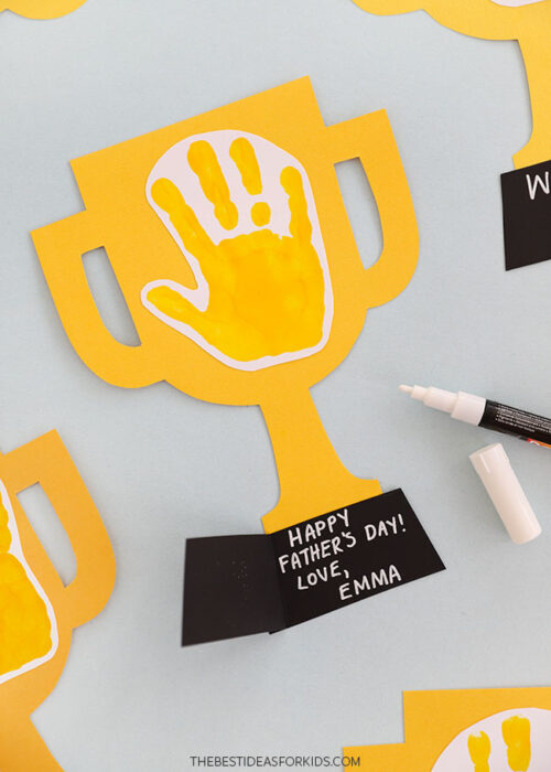 Handprint Trophy - The Best Ideas for Kids