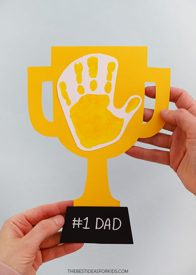 Handprint Trophy - The Best Ideas for Kids