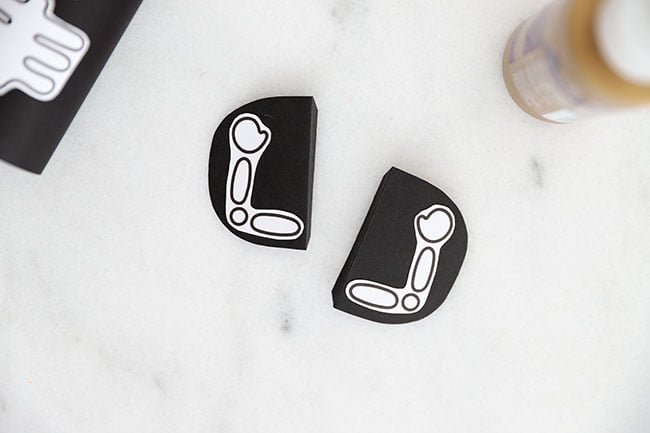 Toilet Paper Roll Skeleton - The Best Ideas for Kids