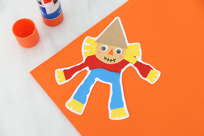 Handprint Scarecrow - The Best Ideas for Kids