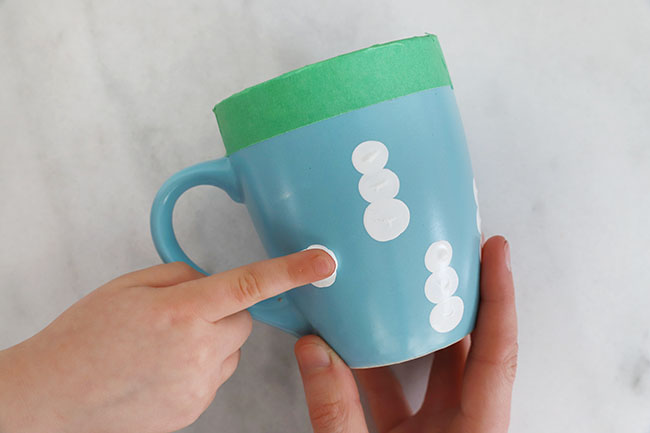 Christmas Fingerprint Mugs - The Best Ideas for Kids